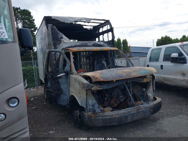 2004 CHEVROLET EXPRESS CUTAWAY | Chassis