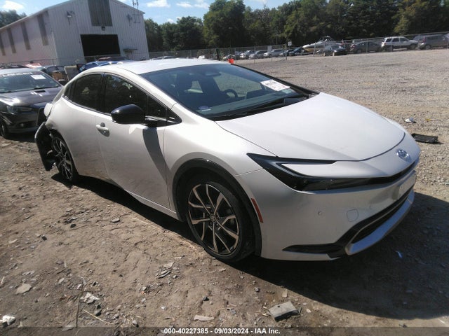 2023 TOYOTA PRIUS PRIME Hatchback | JTDACACU7P3007570