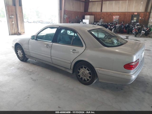 2001 MERCEDES-BENZ E 320 | Sedan