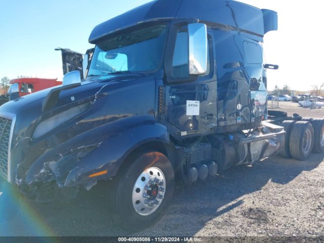 2019 VOLVO VNL | Conventional Cab