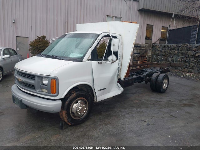 2002 CHEVROLET EXPRESS COMM CUTAWAY | Chassis