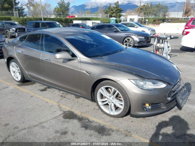 2015 TESLA MODEL S Hatchback | 5YJSA1S27FF086203